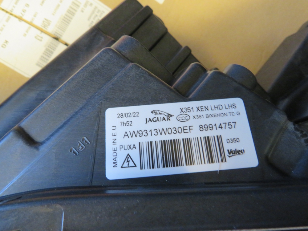 Jaguar XJ Headlightset left and right Xenon C2D60263 C2D60269 - Exco ...