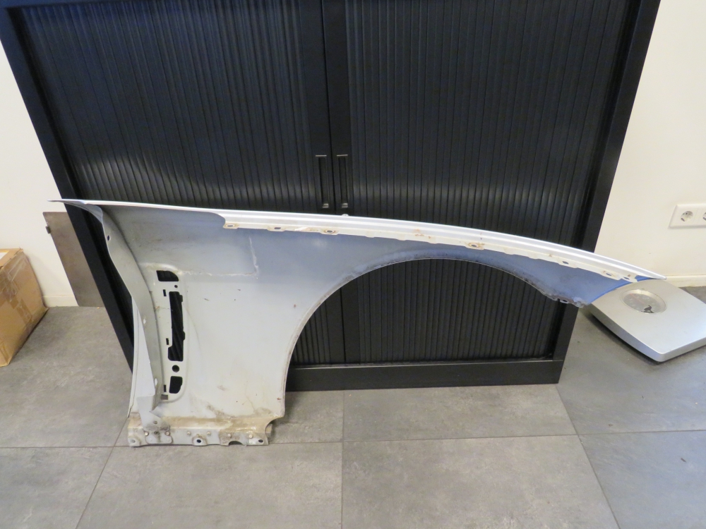 Jaguar XK Kotflugel links C2P21996 C2P9133 C2P11579 C2P13326 6W8316006 ...